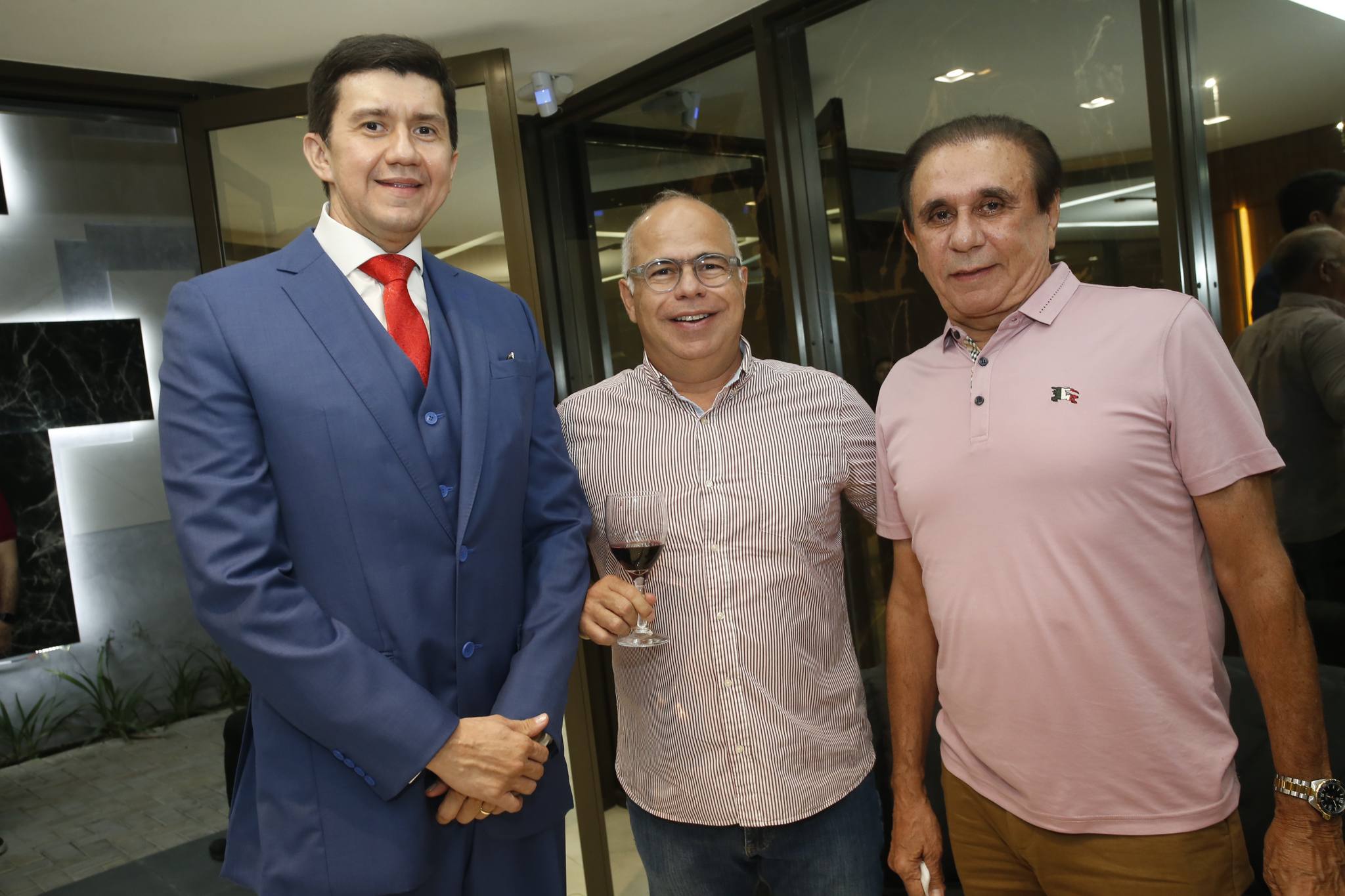 Opening Edson Santana Advogados inaugura novo escritório O advogado ...